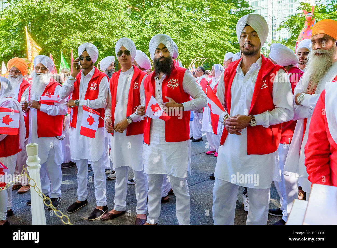 Sikh day parade hi-res stock photography and images - Alamy