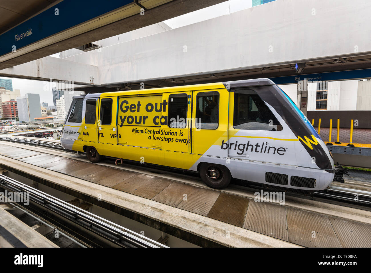 Automatic mover hi-res stock photography and images - Alamy