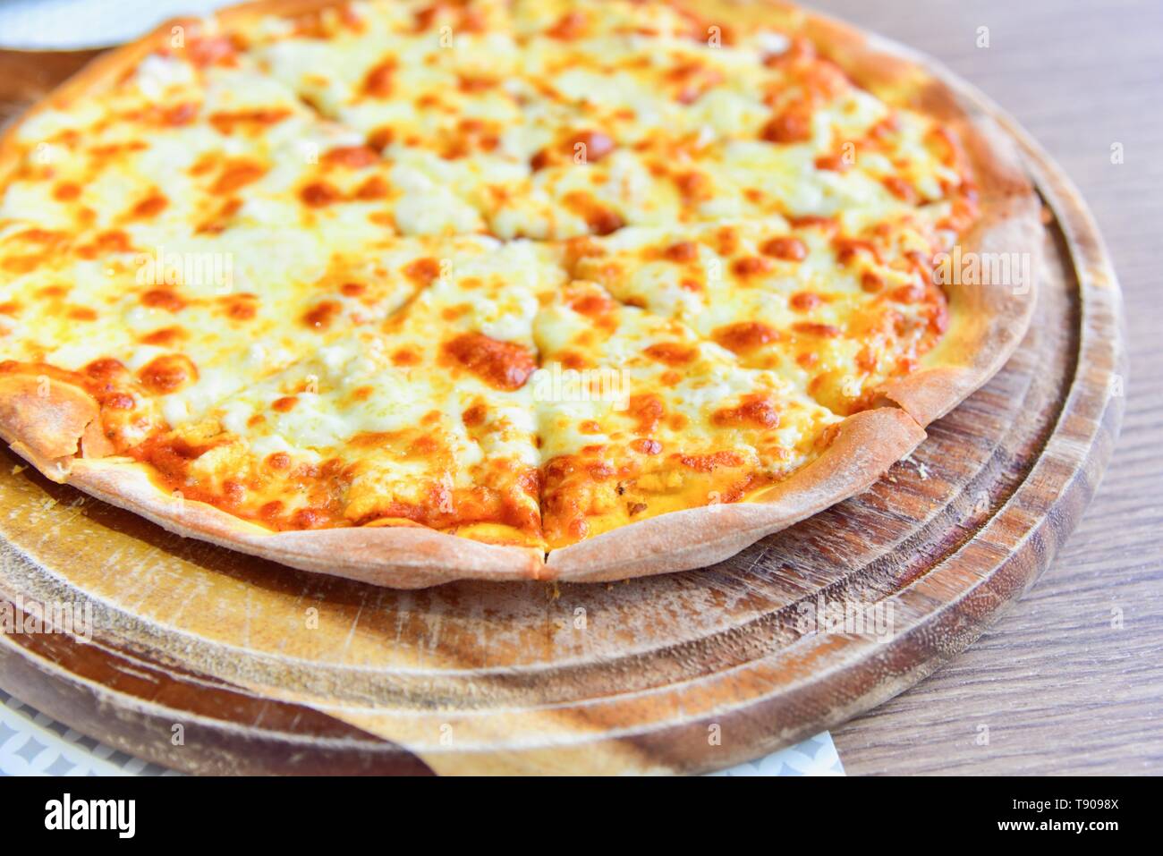 Formaggi Pizza High Resolution Stock Photography and Images - Alamy