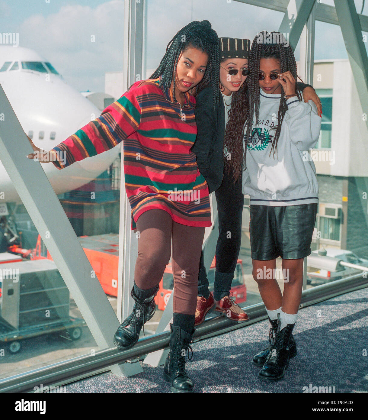 American R&B group Jade, arriving at Heathrow Airport in London in March 1991 Stock Photo - Alamy