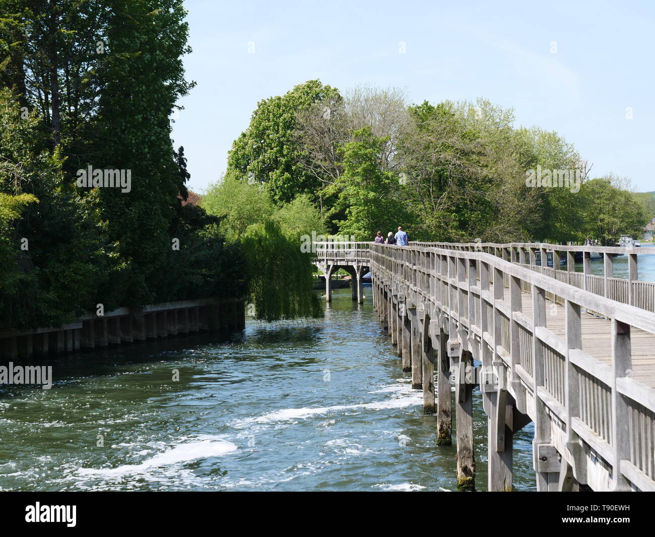 Marsh lock hi-res stock photography and images - Alamy