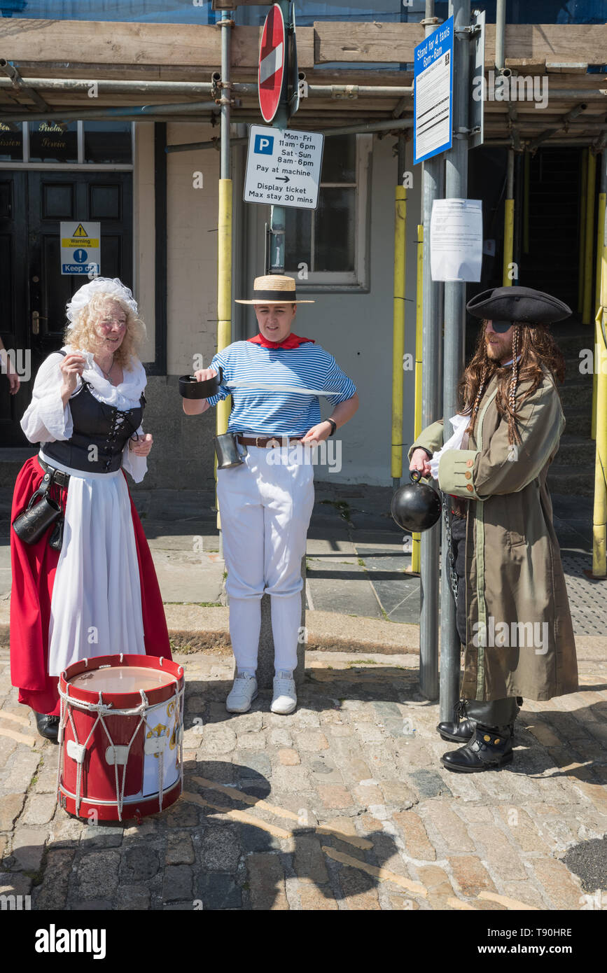 Weekend sailor hi-res stock photography and images - Alamy