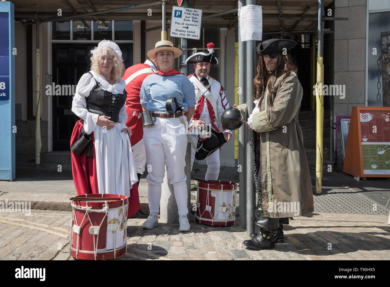 Weekend sailor hi-res stock photography and images - Alamy
