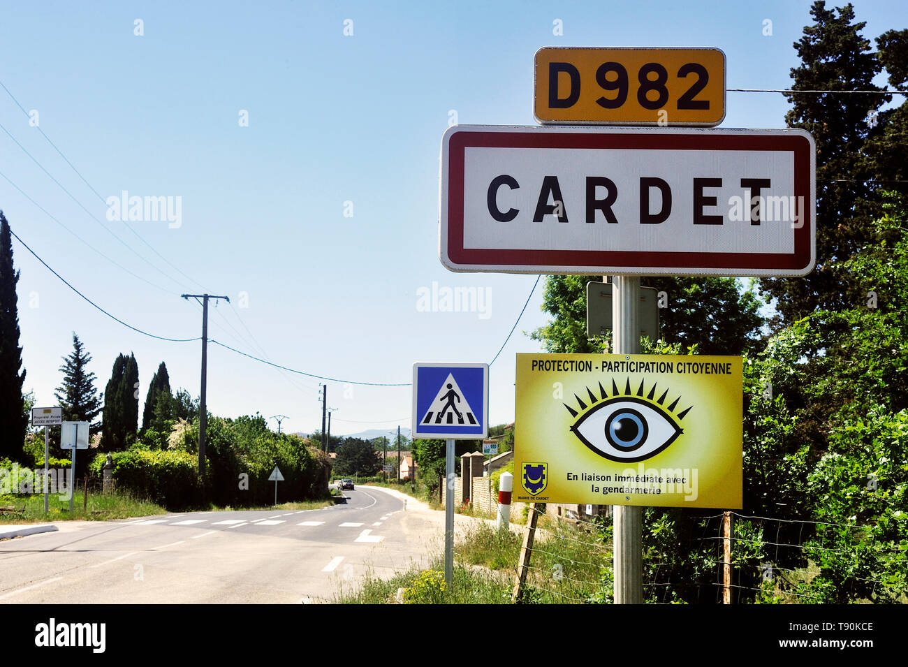 Warning against theft hi-res stock photography and images - Alamy