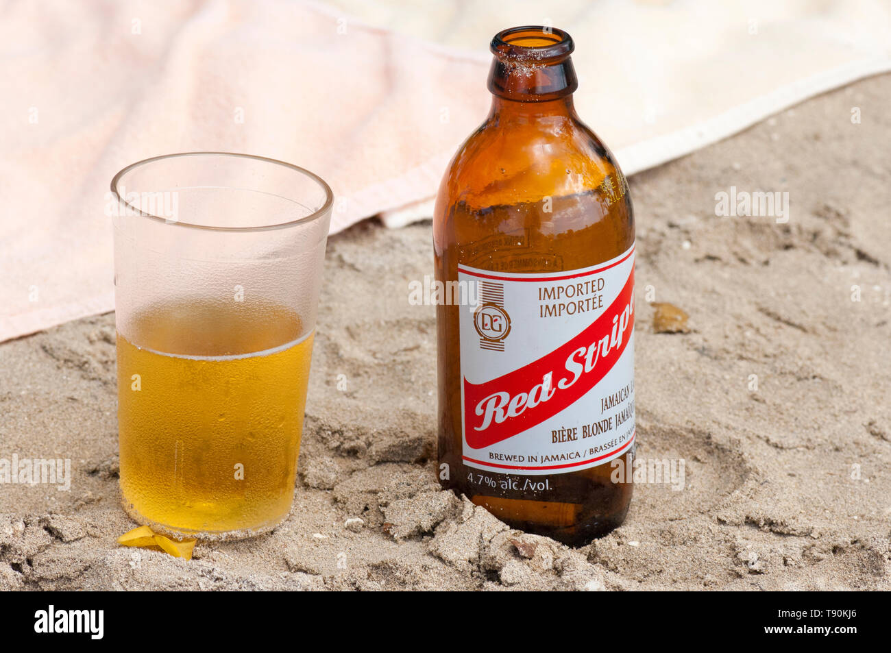 Red stripe beer hi-res stock photography and images - Alamy