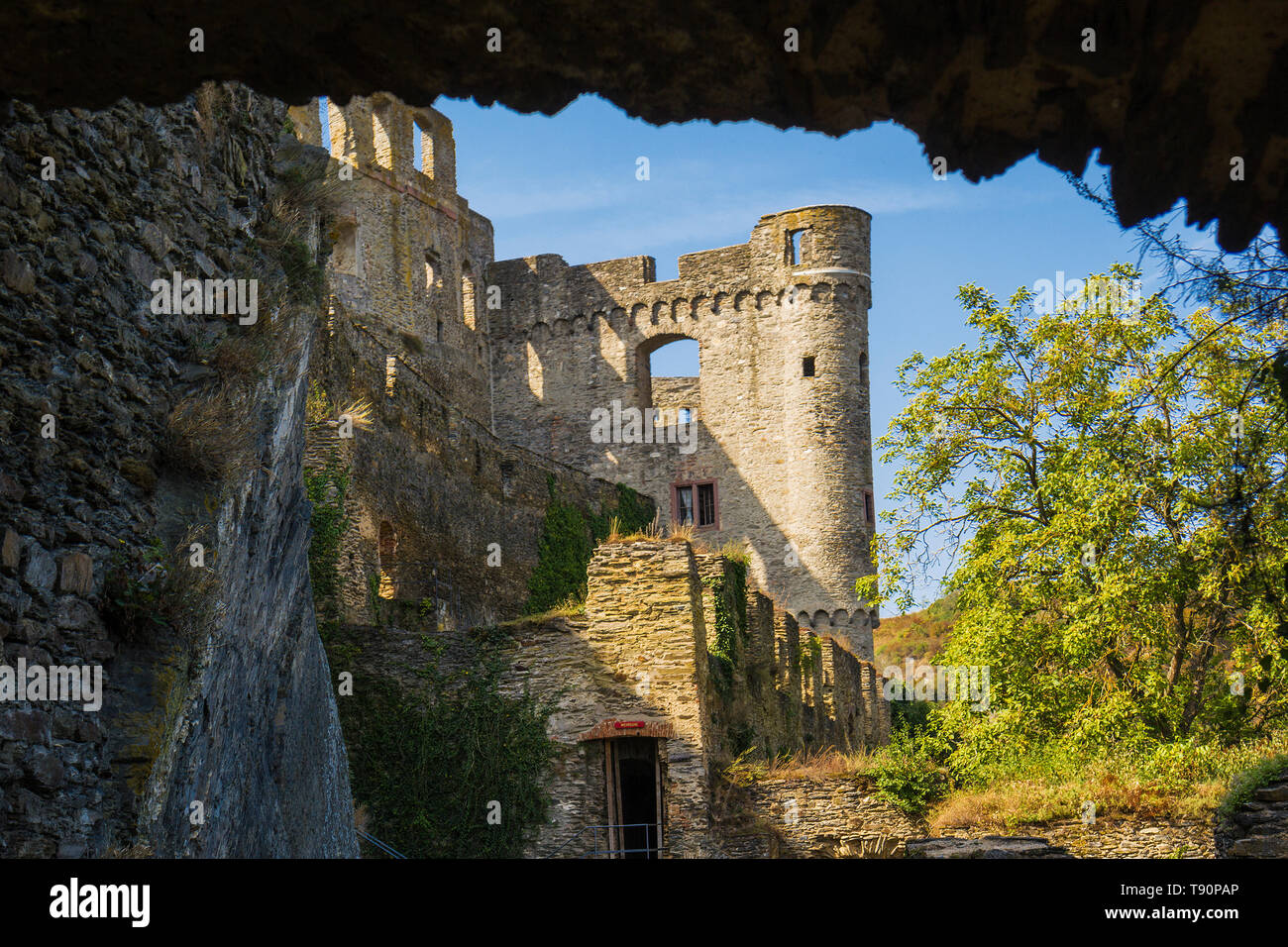 Rheinfels castle and fortress hi-res stock photography and images - Alamy