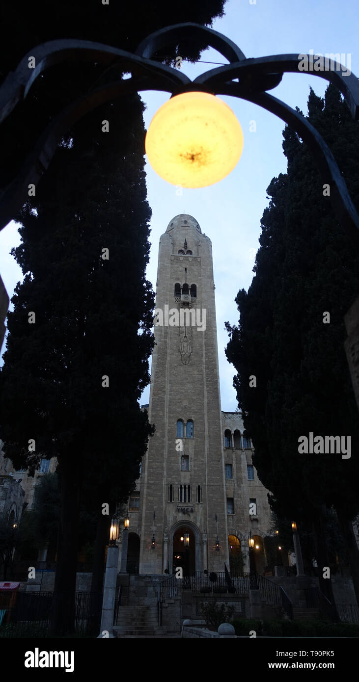 Exterior of ymca hi-res stock photography and images - Alamy
