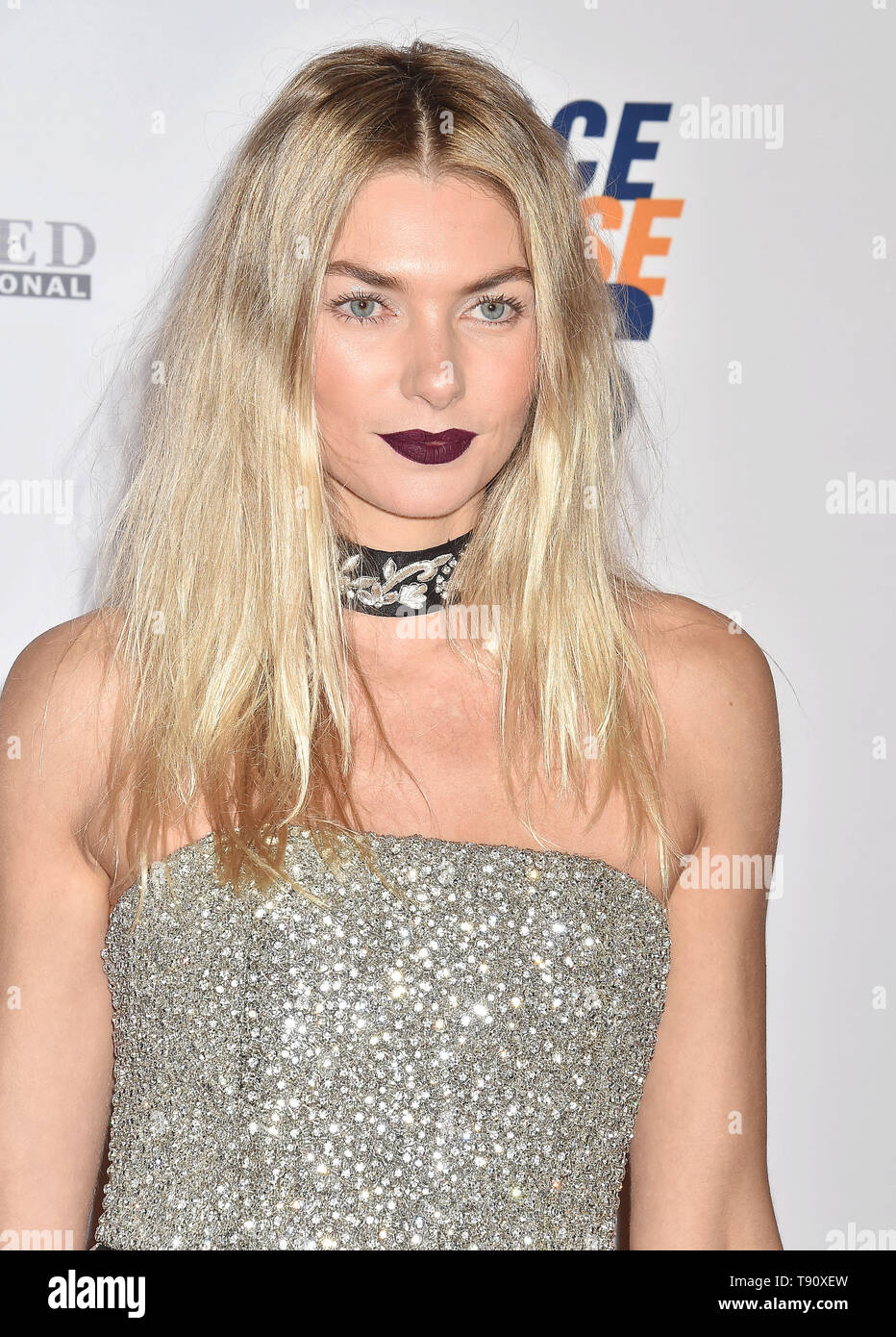 BEVERLY HILLS, CA - MAY 10: Jessica Hart attends the 26th Annual Race ...