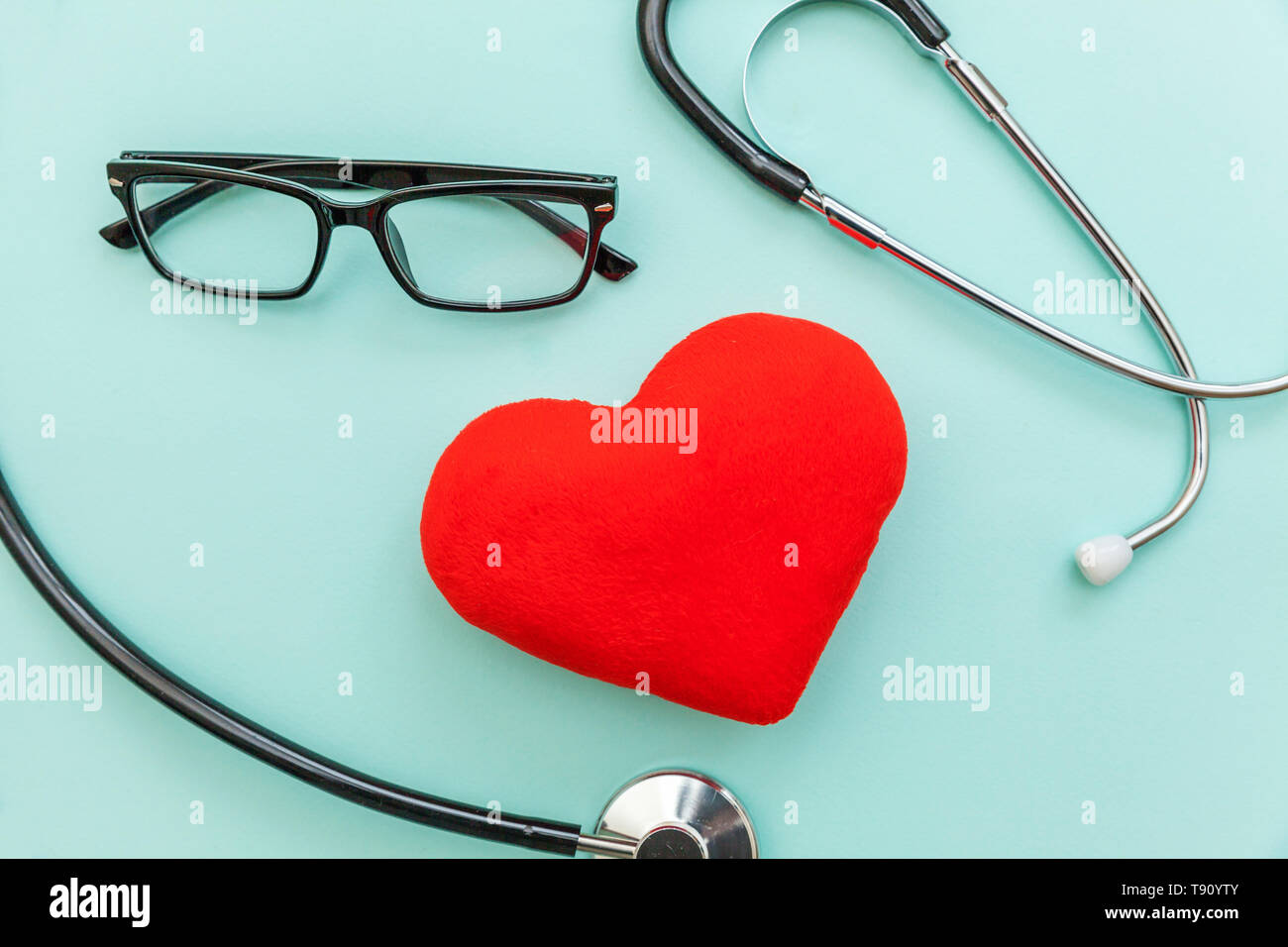 Simply minimal design medicine equipment stethoscope or phonendoscope ...