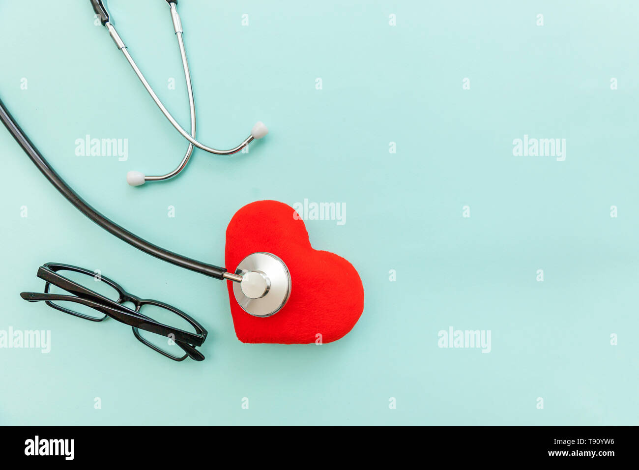 Simply minimal design medicine equipment stethoscope or phonendoscope ...