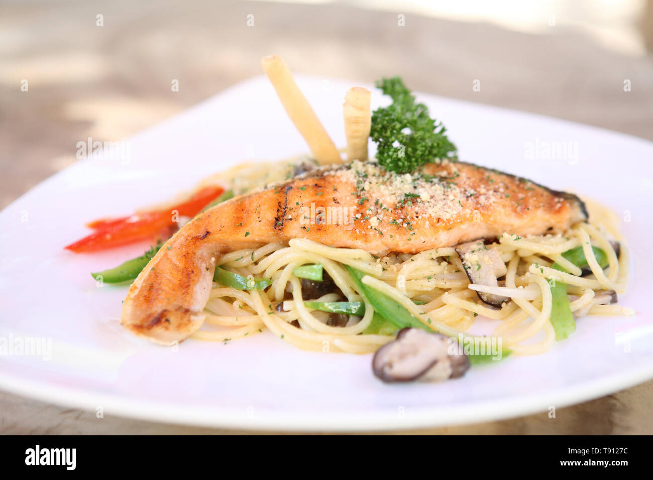 salmon fillet with spaghetti Stock Photo - Alamy
