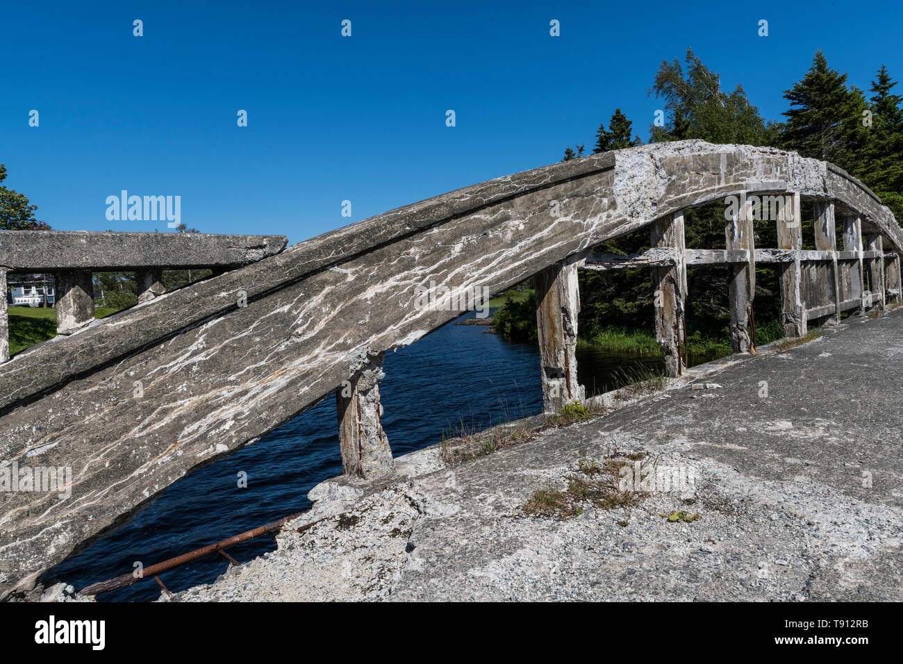 Decaying bridge hi-res stock photography and images - Alamy