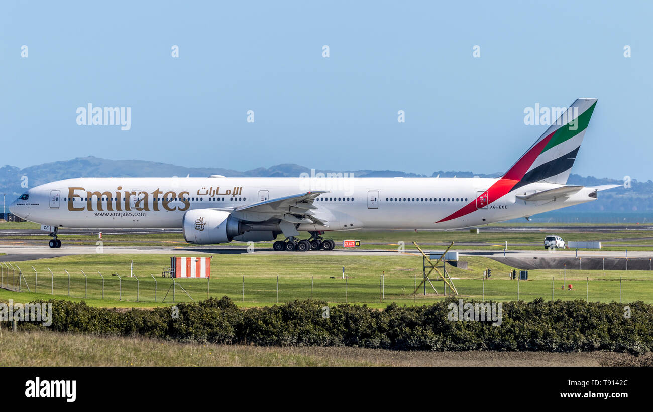 Boeing 7 at AKL airport Stock Photo - Alamy