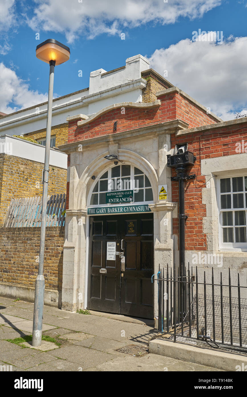 Repton boxing club hi-res stock photography and images - Alamy