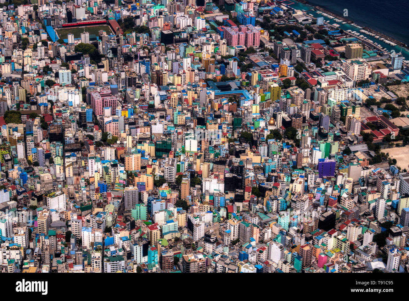 On this unique photo you can see the capital of the Maldives Male from ...