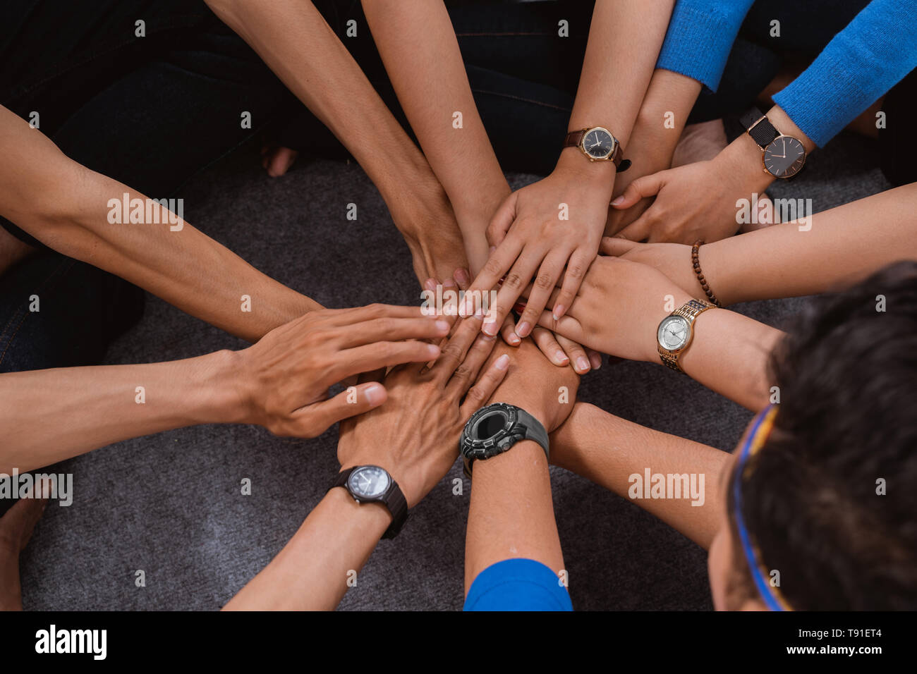 Close collaboration hi-res stock photography and images - Alamy