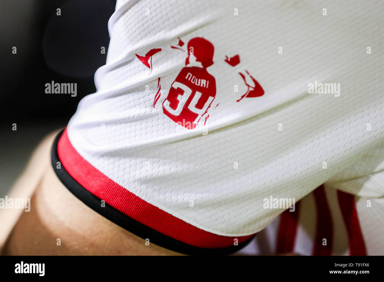 Number 4 shirt hi-res stock photography and images - Alamy