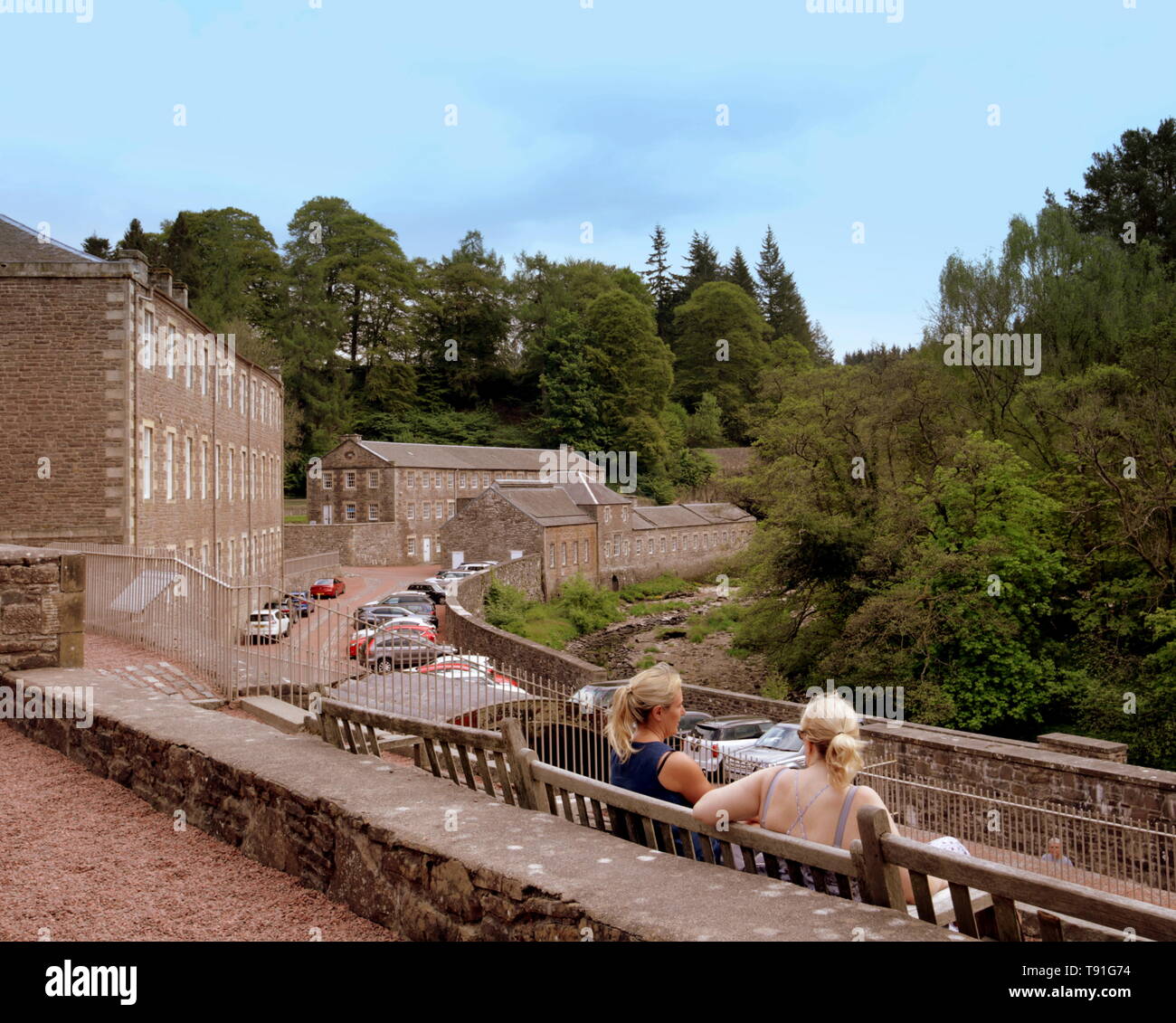 Lanark, Scotland, UK, 15th May, 2019, UK Weather. Sunny scorcher of a ...