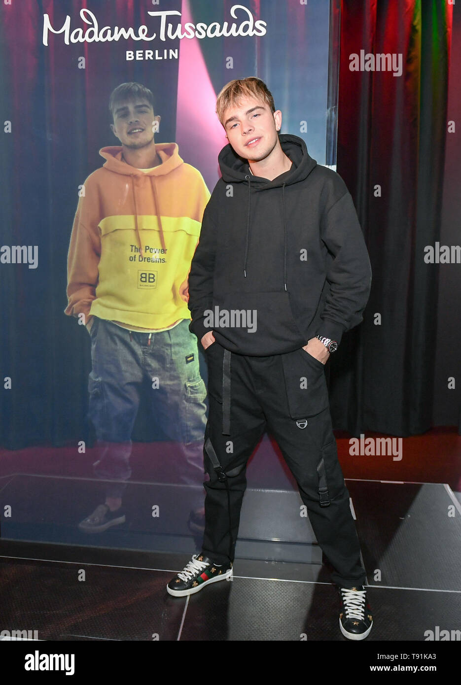Berlin, Germany. 14th May, 2019. Pop singer Mike Singer is standing ...