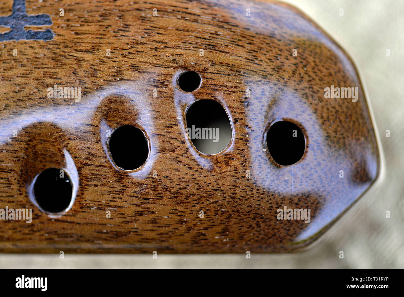 Oval body hi-res stock photography and images - Alamy