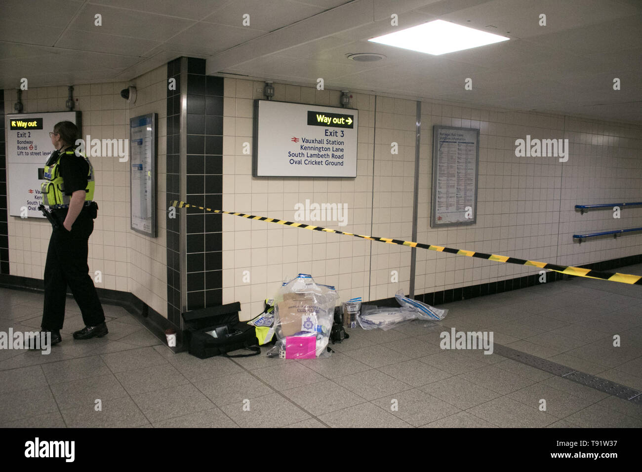 Crime transport evidence hi-res stock photography and images - Alamy