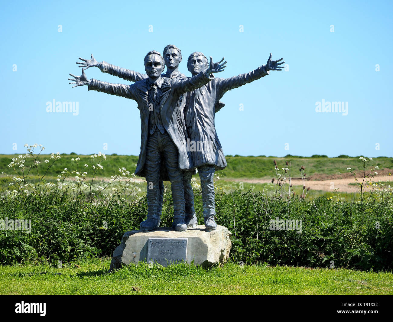 Short brothers hi-res stock photography and images - Alamy