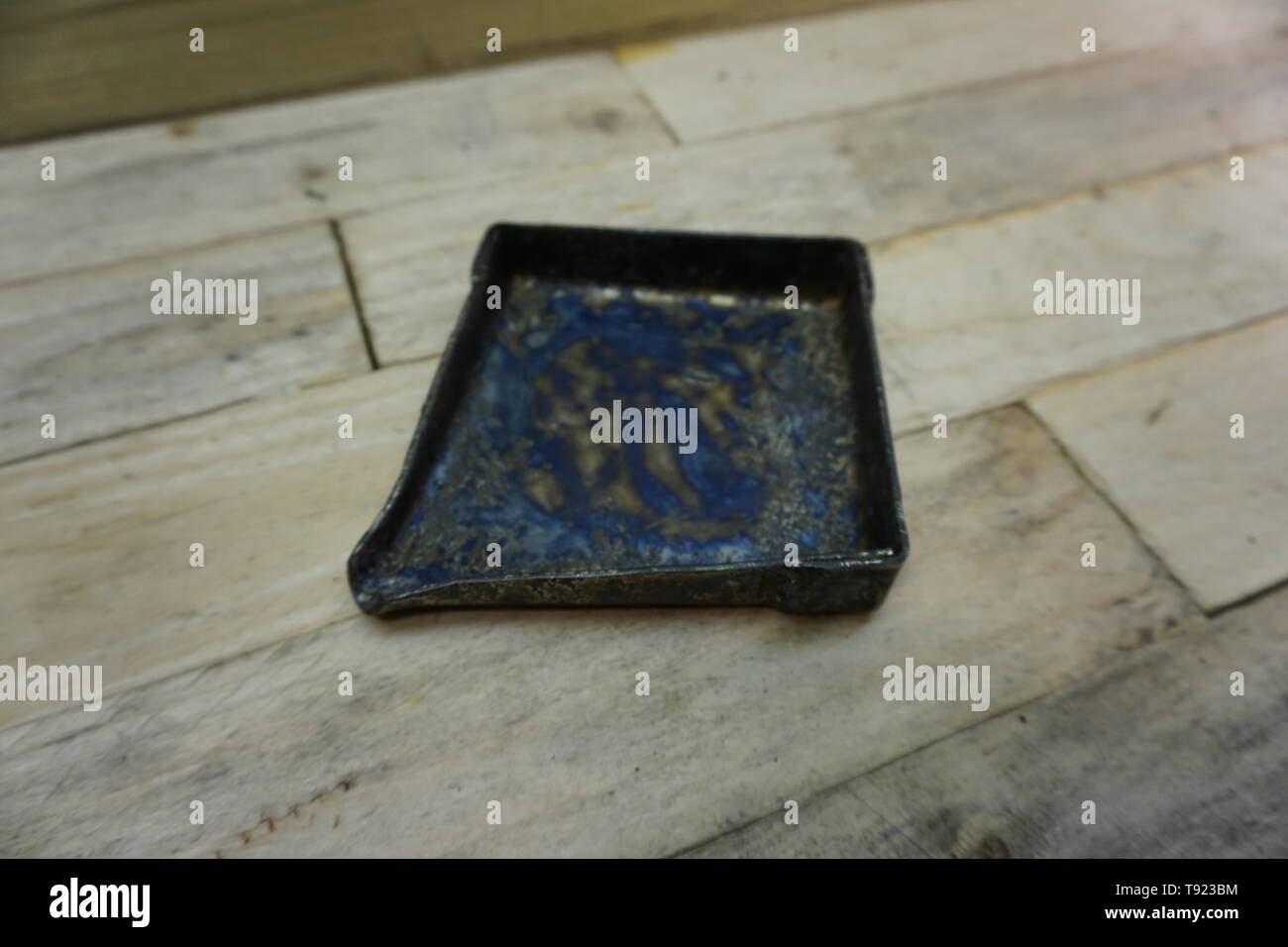 Pewter tools hi-res stock photography and images - Alamy