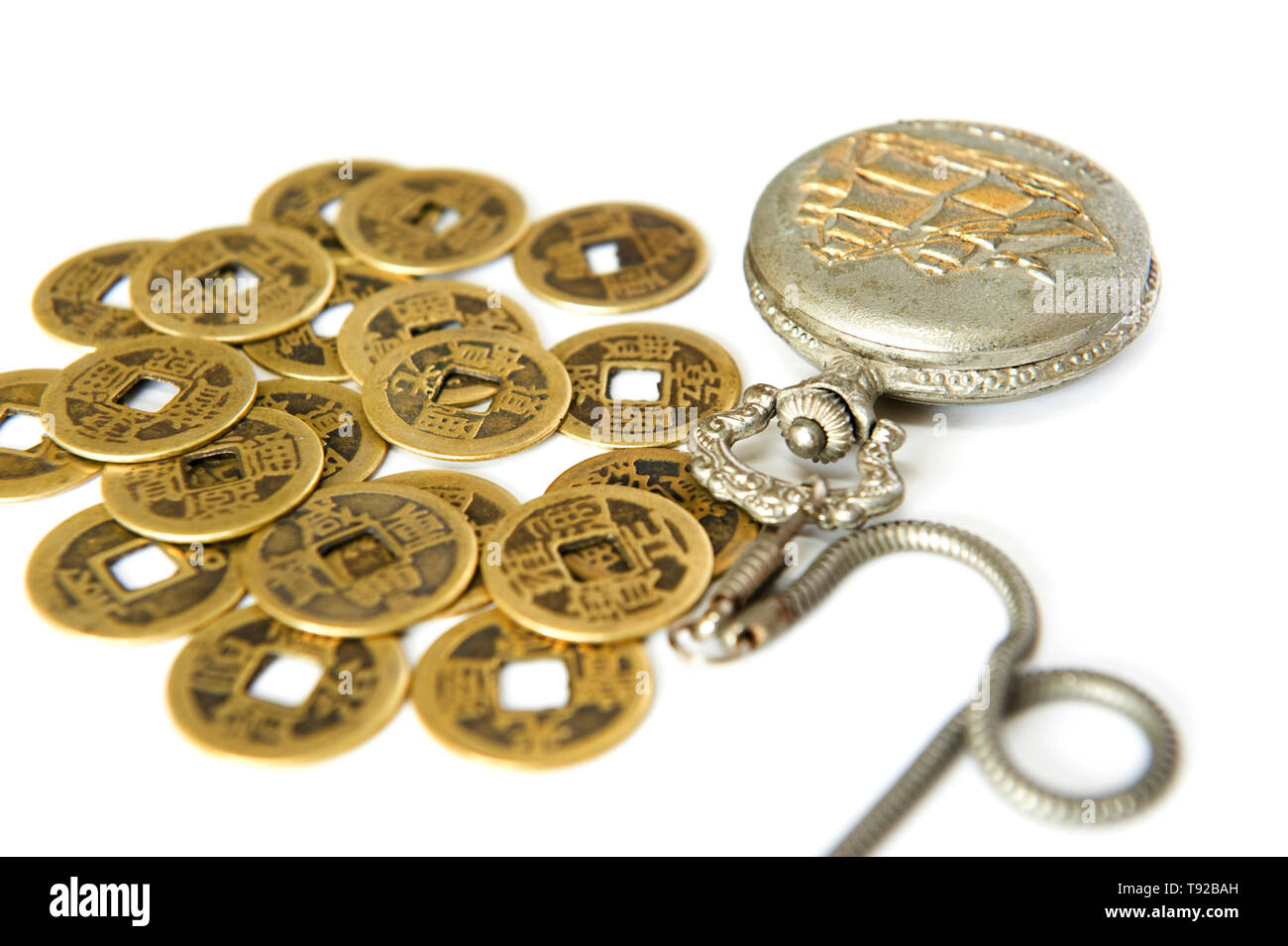 Ancient chinese clock hi-res stock photography and images - Alamy