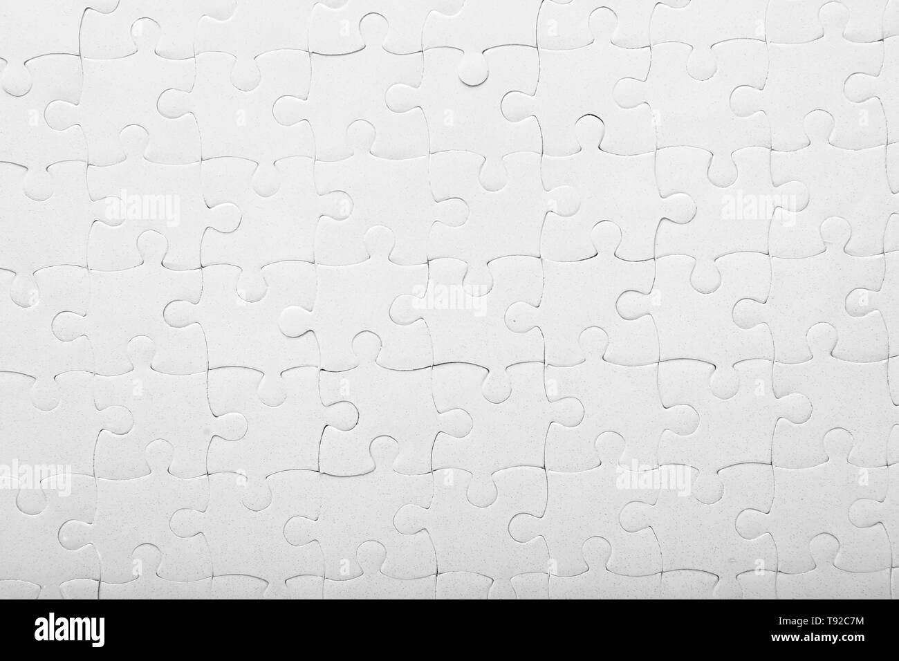 Complete the puzzle hi-res stock photography and images - Alamy