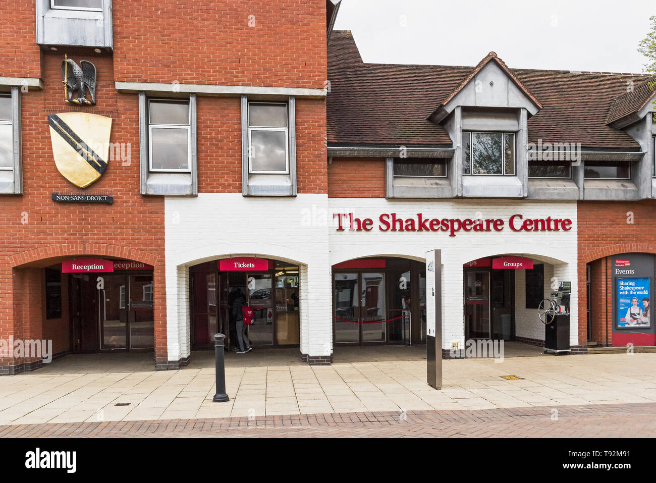Shakespeare centre building hi-res stock photography and images - Alamy