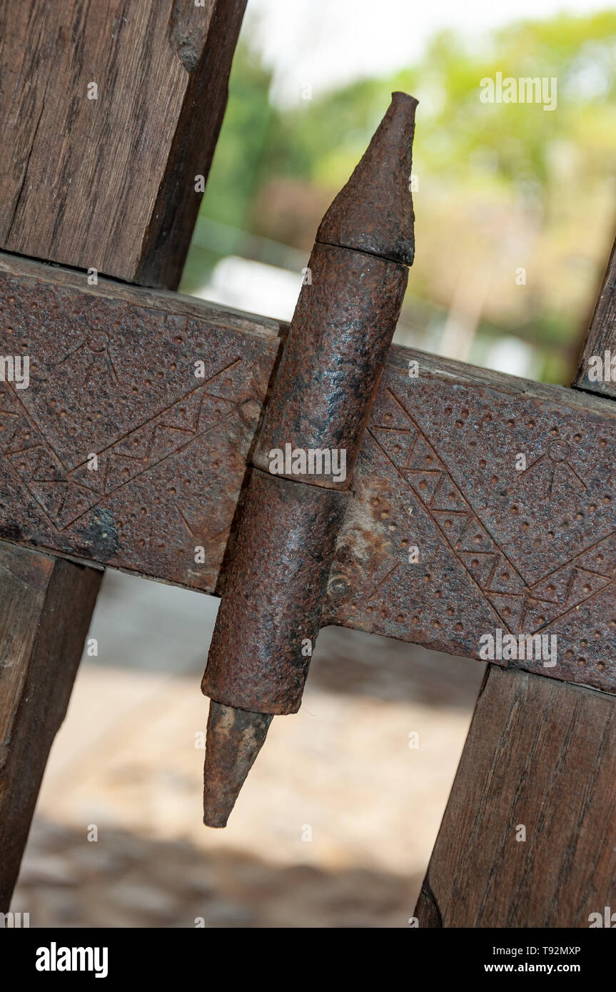 Italian medieval castle: Drawbridge detail. Typical ancient Castle in ...