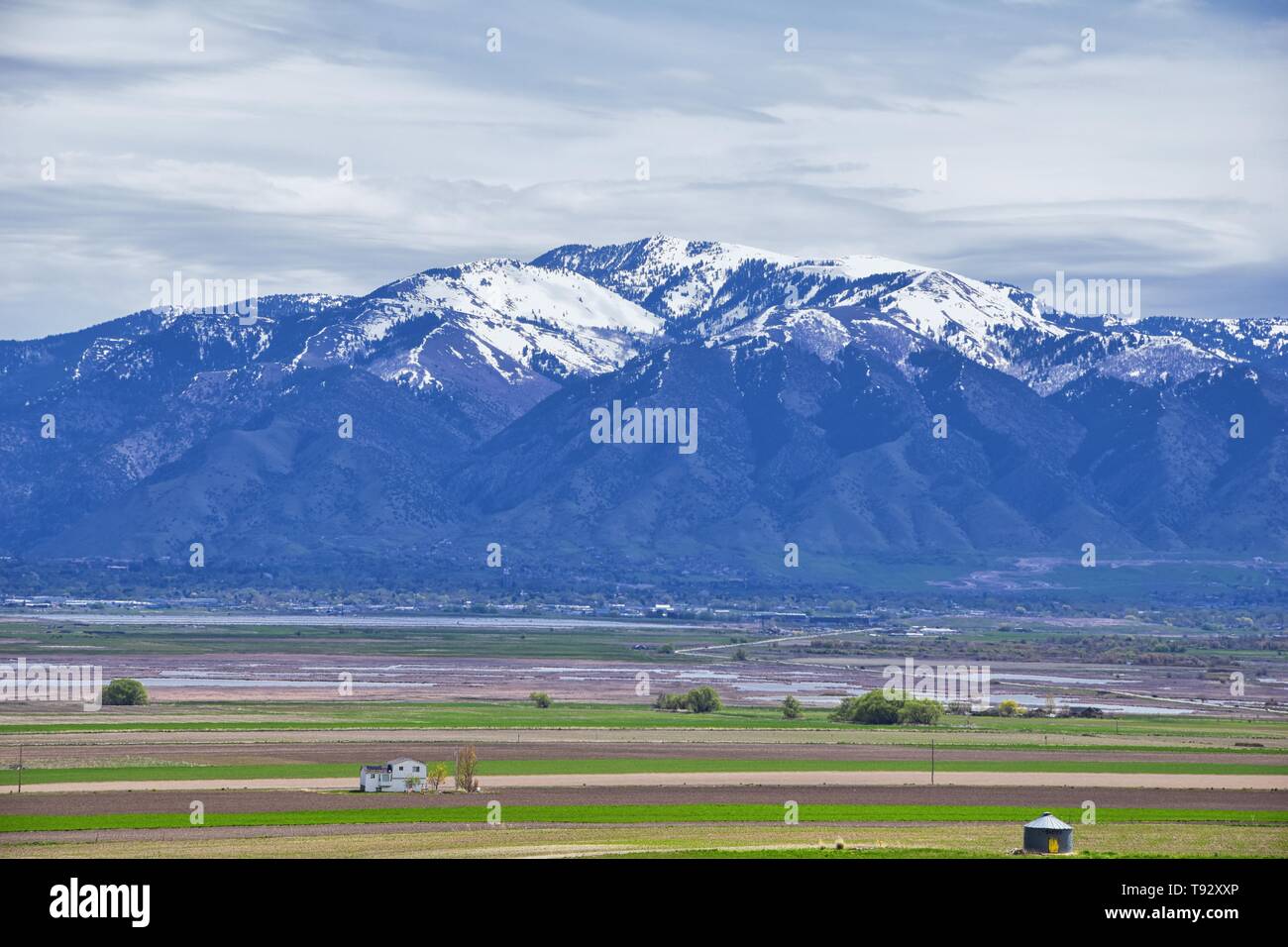 Logan utah temple hi-res stock photography and images - Alamy