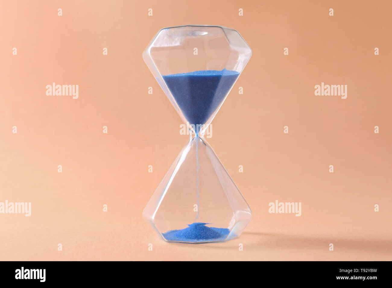 Time duration process hi-res stock photography and images - Alamy
