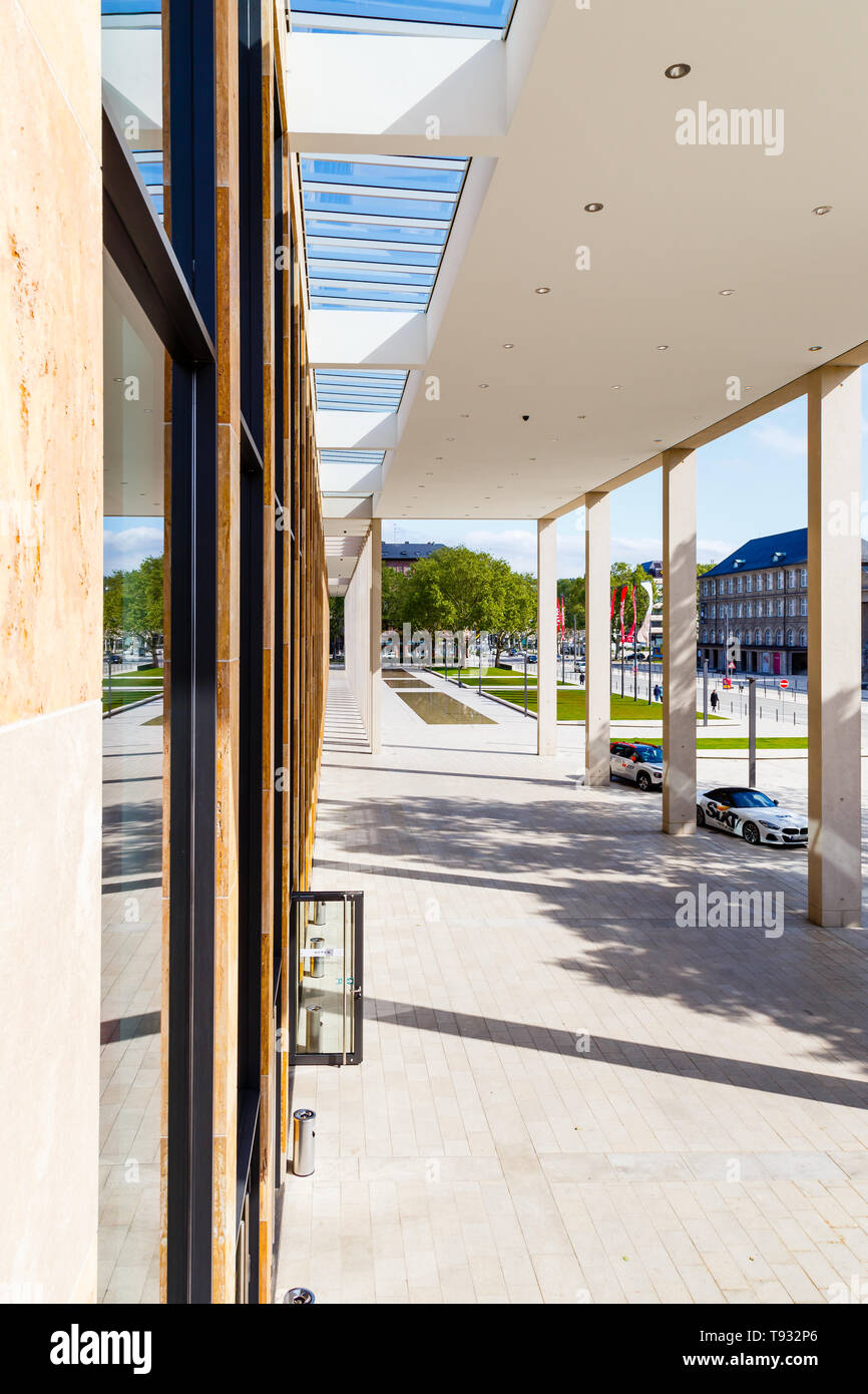 Rheinmain congresscenter hi-res stock photography and images - Alamy