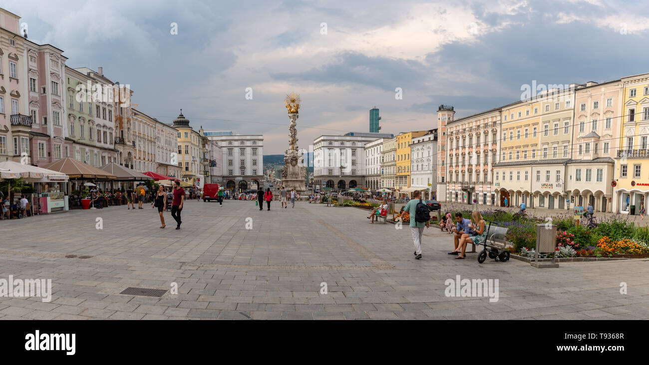 LINZ, AUSTRIA - AUGUST 02, 2018: Panoramic view of the hauptplatz main ...