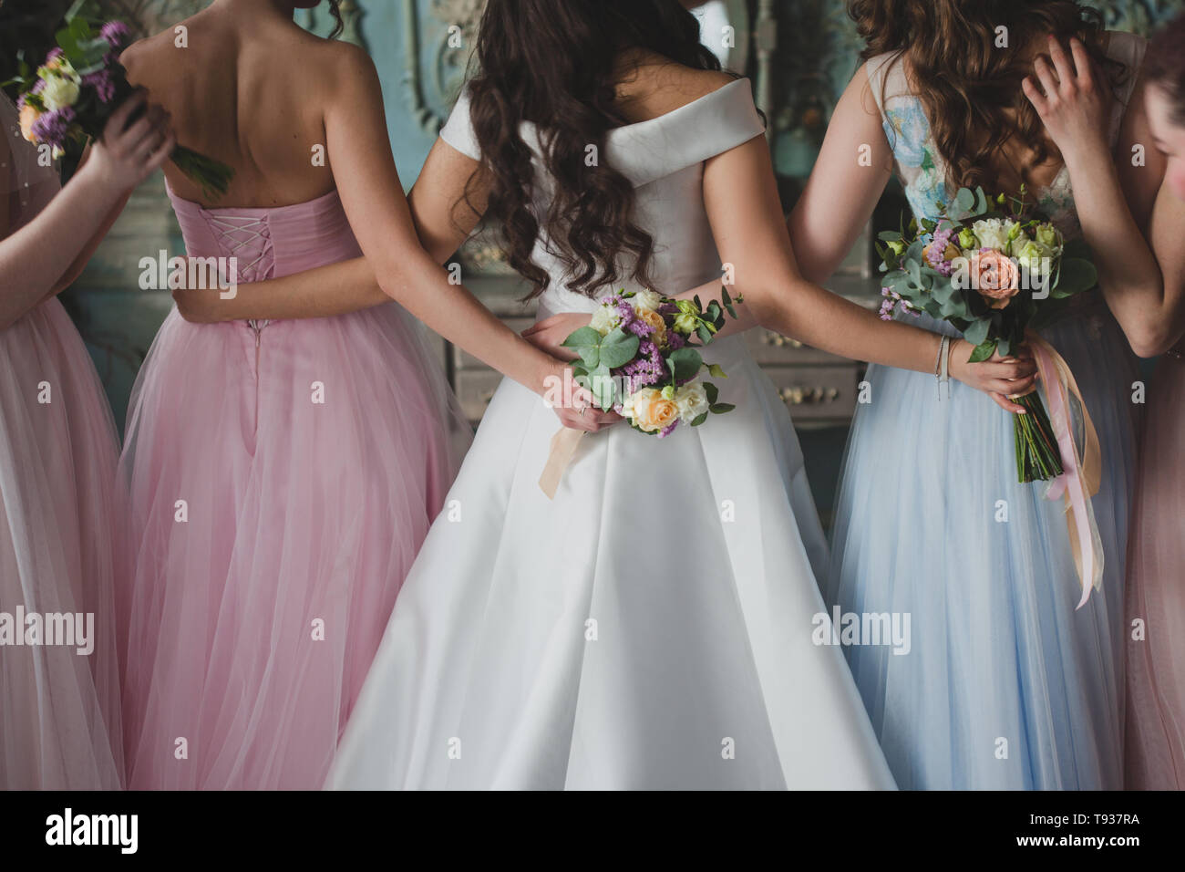 Bridesmaids back view hi-res stock photography and images - Alamy