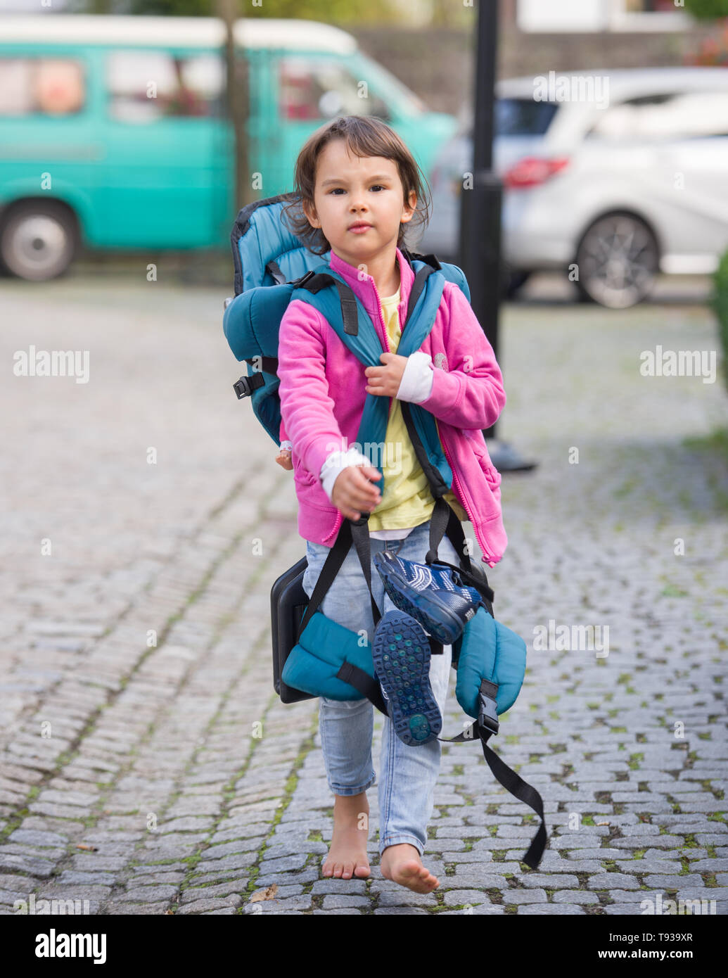 Female tourist with big backpack hi-res stock photography and images ...