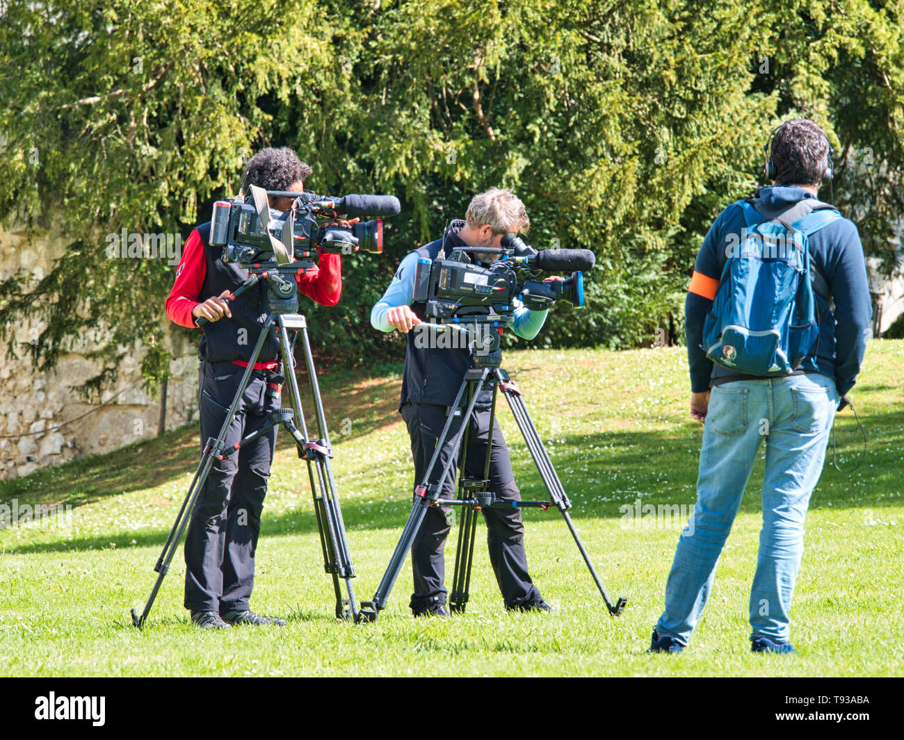 Men With A Movie Camera 60 Photos - Moonagedaydream.film