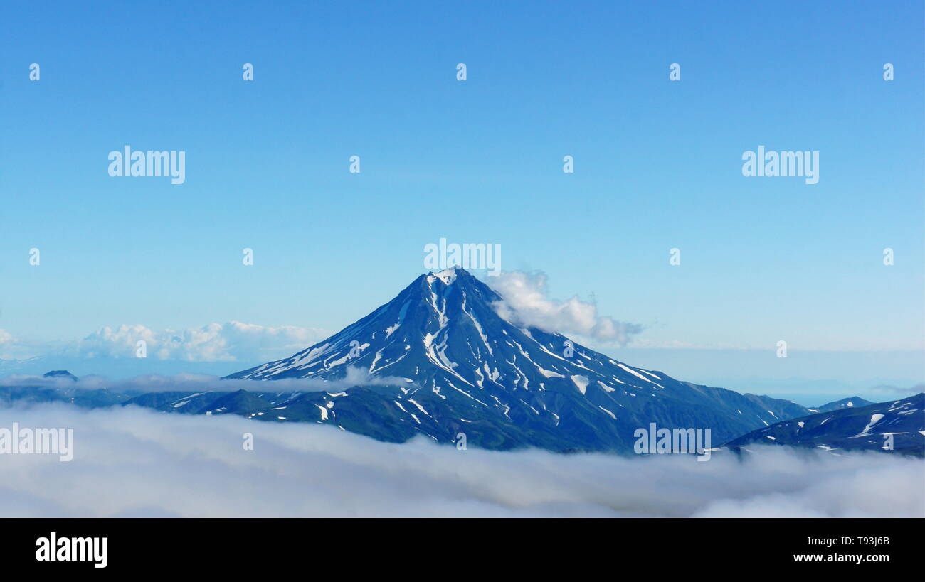 Cold summer volcanoes hi-res stock photography and images - Alamy