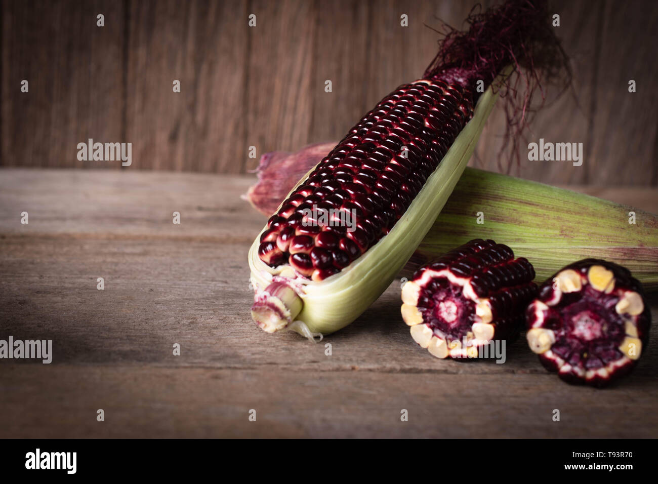 Siam Ruby Queen is super sweet corn with red color, can be eaten fresh ...