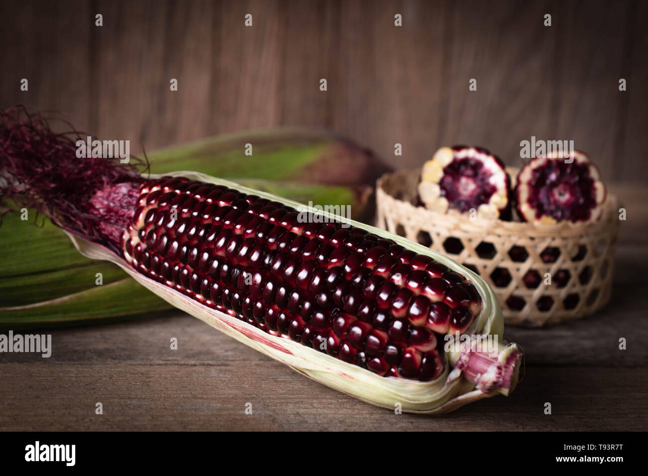 Siam Ruby Queen is super sweet corn with red color, can be eaten fresh ...