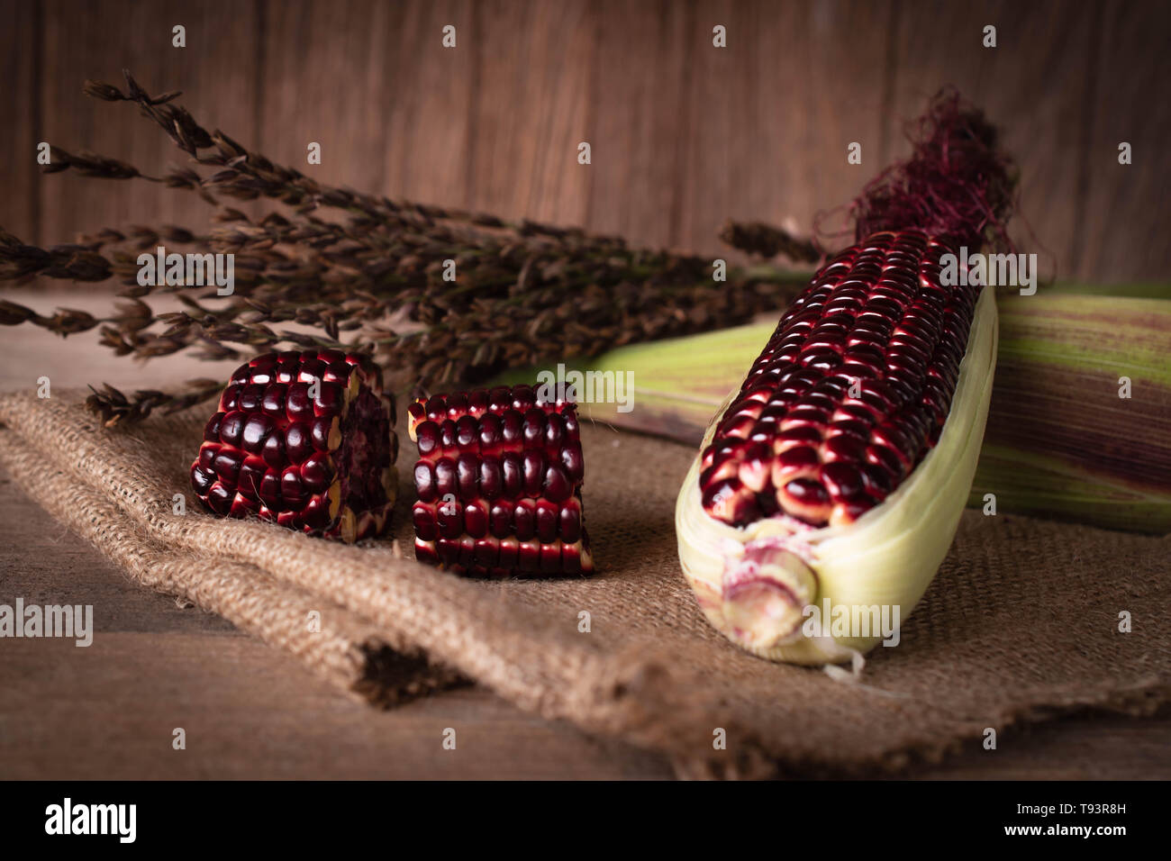 Siam Ruby Queen is super sweet corn with red color, can be eaten fresh ...