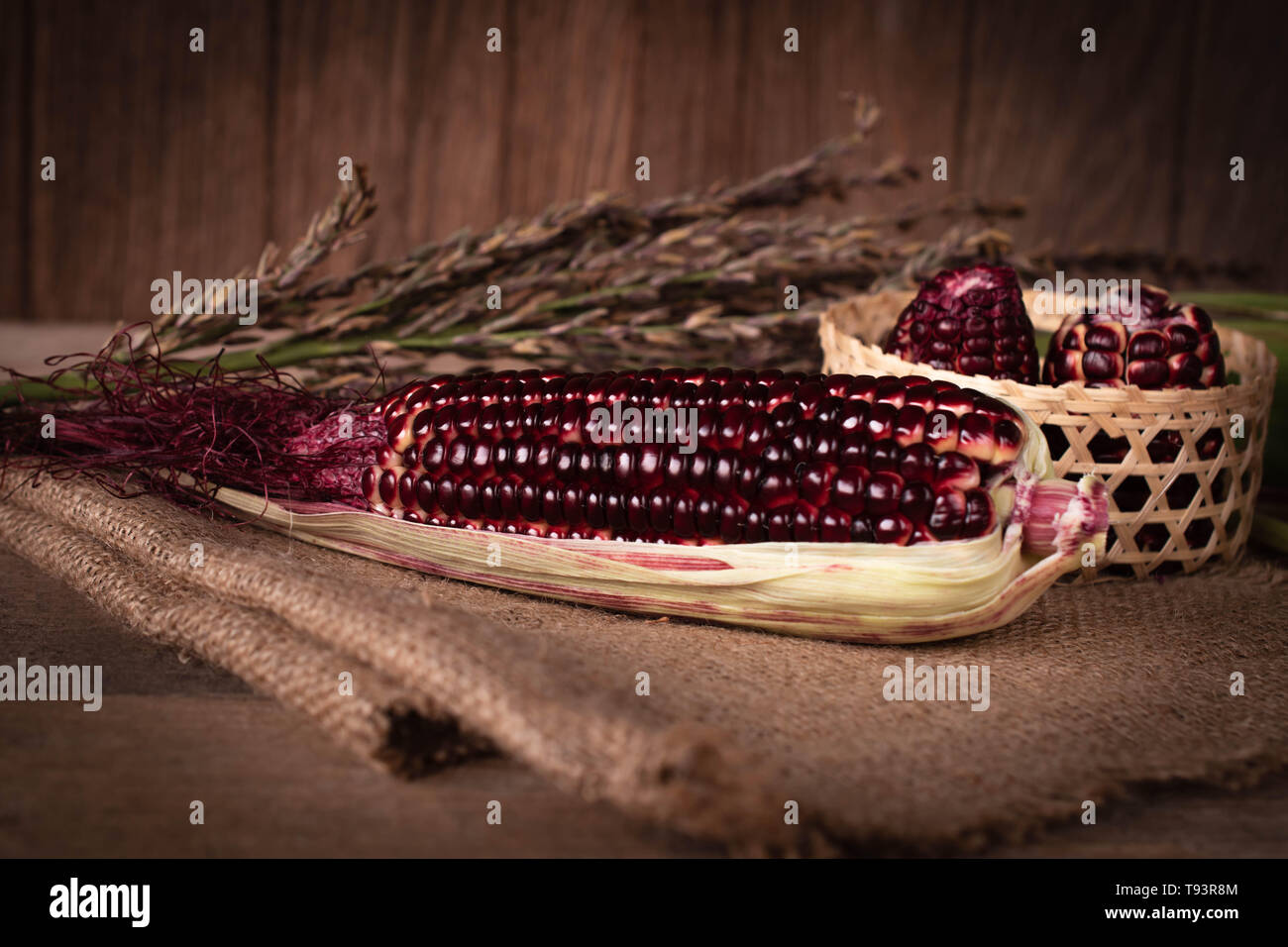 Siam Ruby Queen is super sweet corn with red color, can be eaten fresh ...