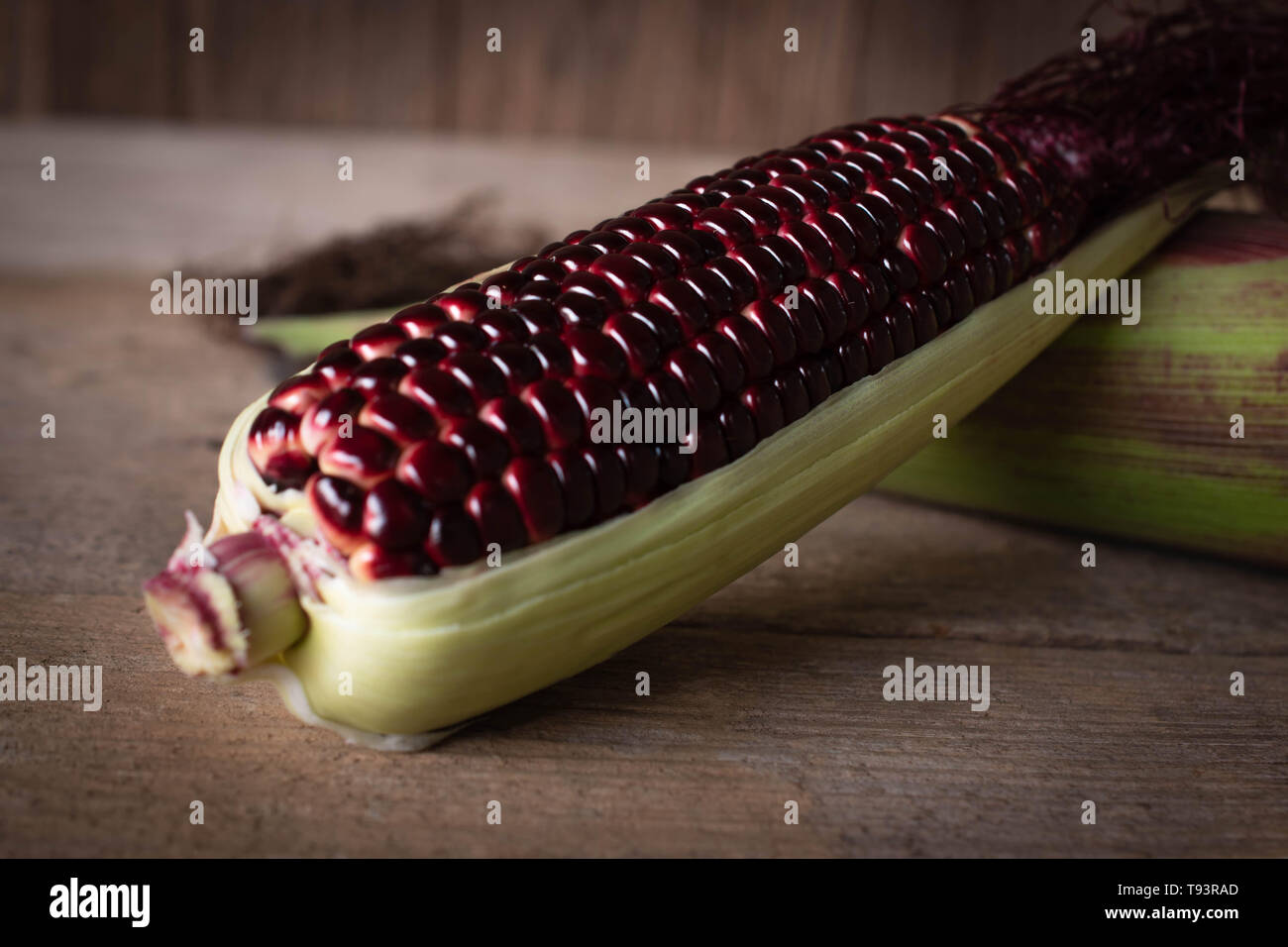 Siam Ruby Queen is super sweet corn with red color, can be eaten fresh ...
