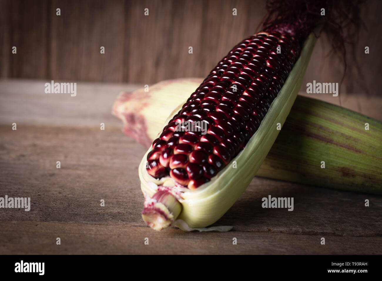 Siam Ruby Queen is super sweet corn with red color, can be eaten fresh ...