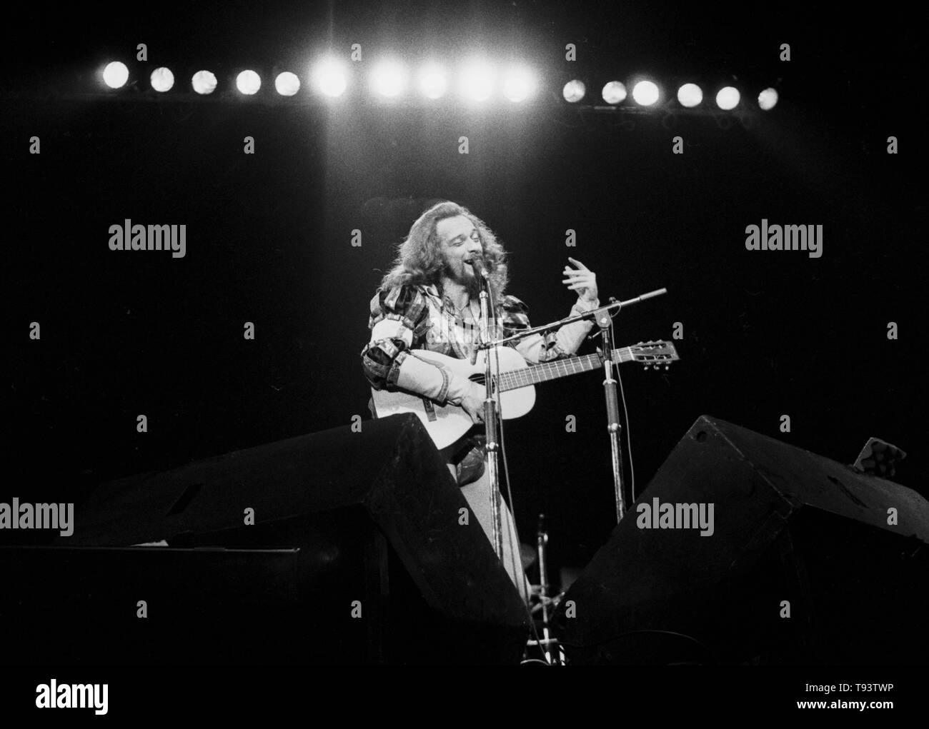 Netherlands, Amsterdam Jetro Tull, Ian Anderson, 12-10-1975 Stock Photo ...