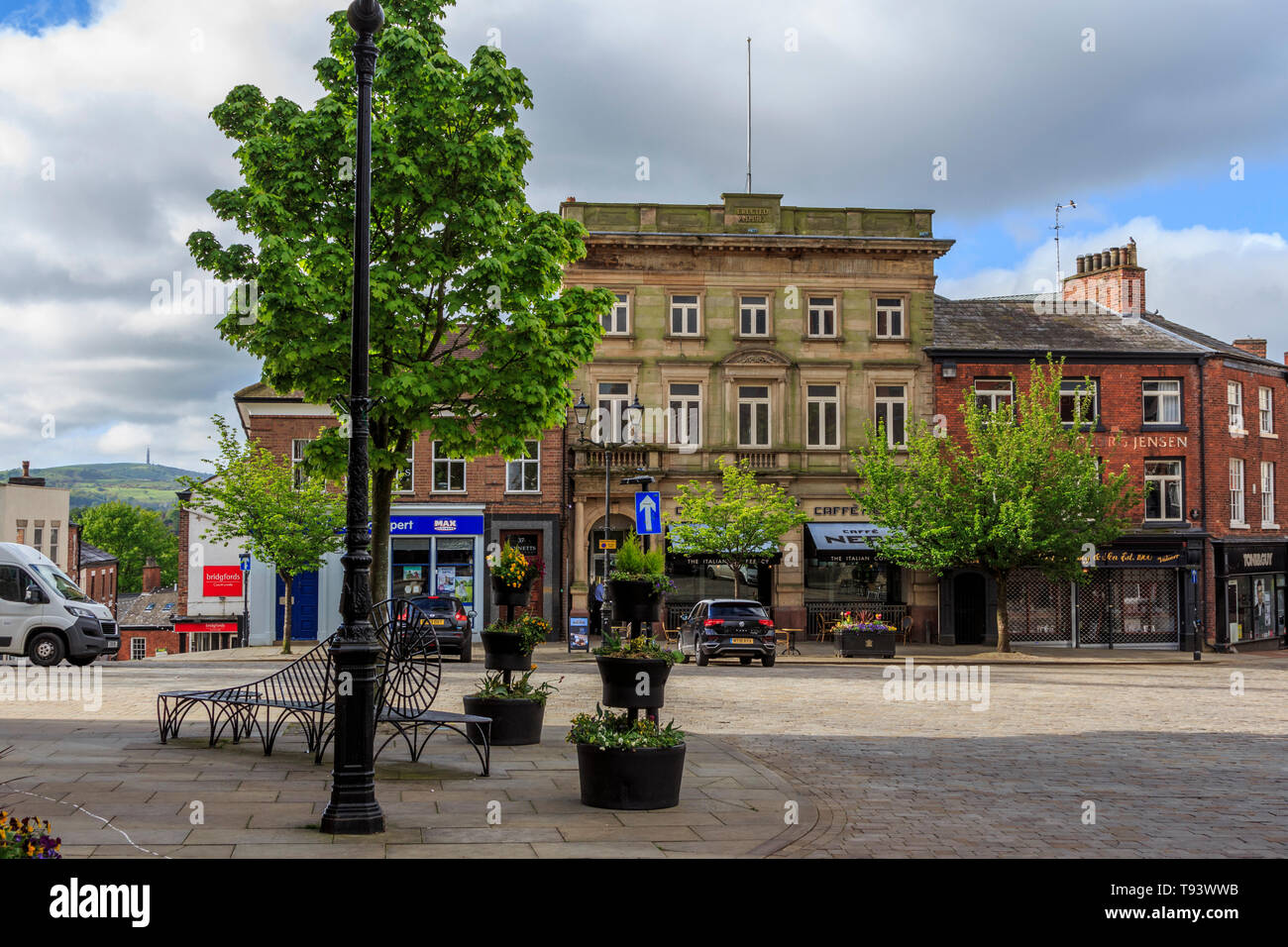 Macclesfield Town Centre High Street High Resolution Stock Photography ...