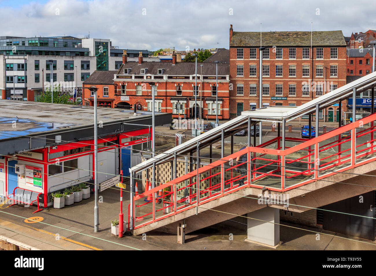 Macclesfield Railway Station, Town Centre, CHeshire, England, UK, GB ...