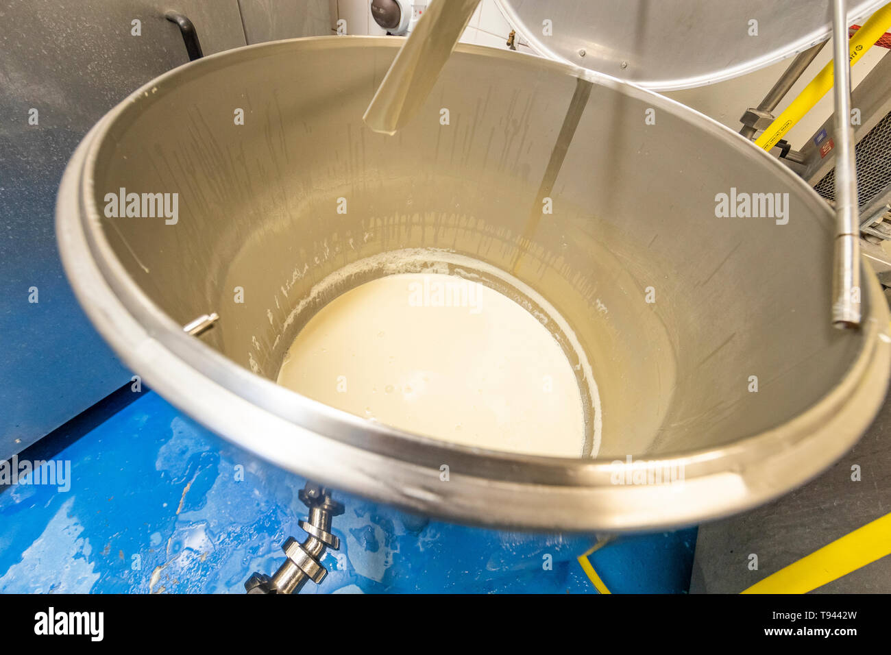 Ice cream making at at Brooke's Wye Valley Dairy Company in the Wye ...