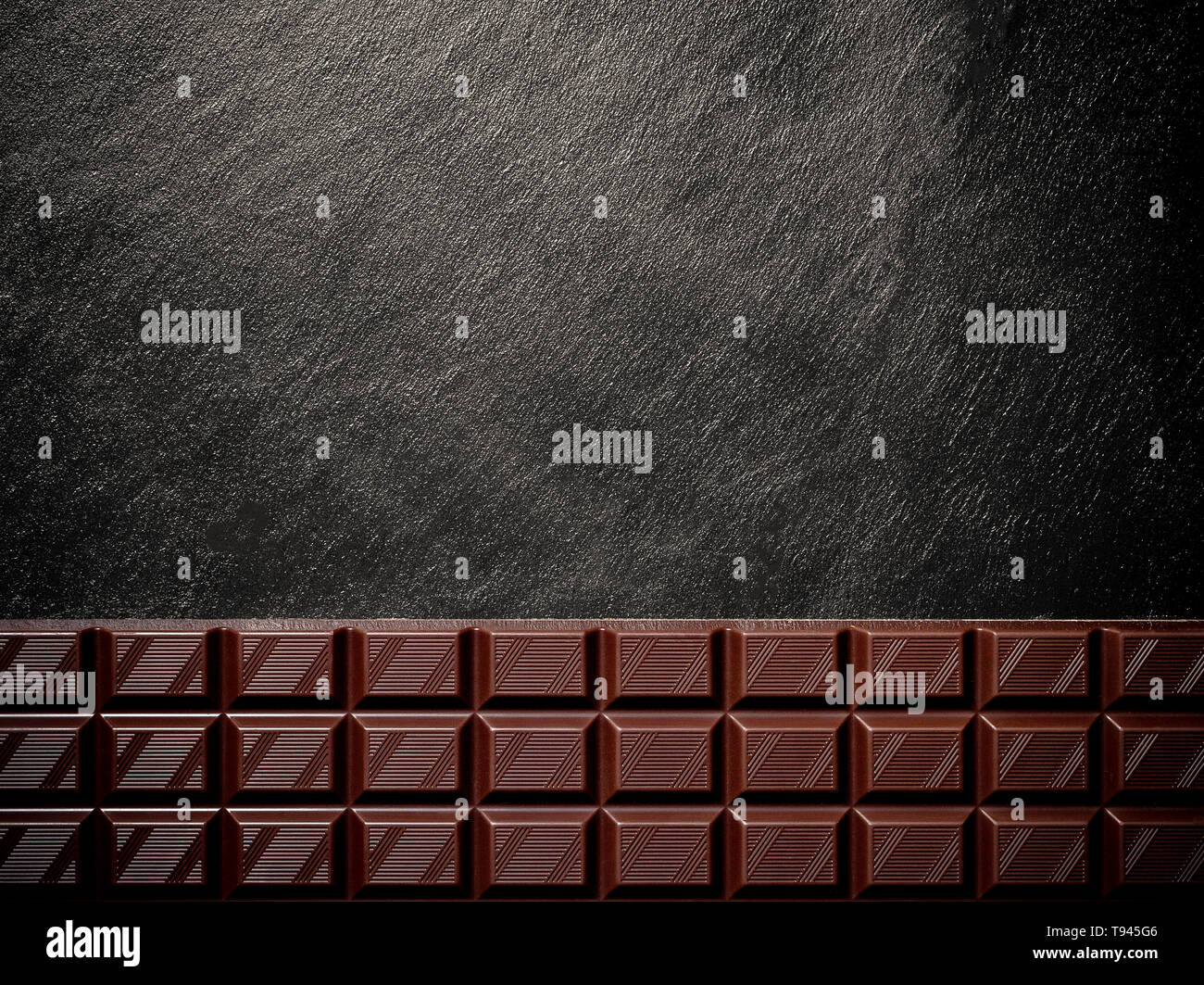 Black slate plate hi-res stock photography and images - Alamy